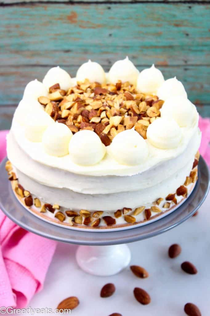How to make almond cake with cream cheese frosting
