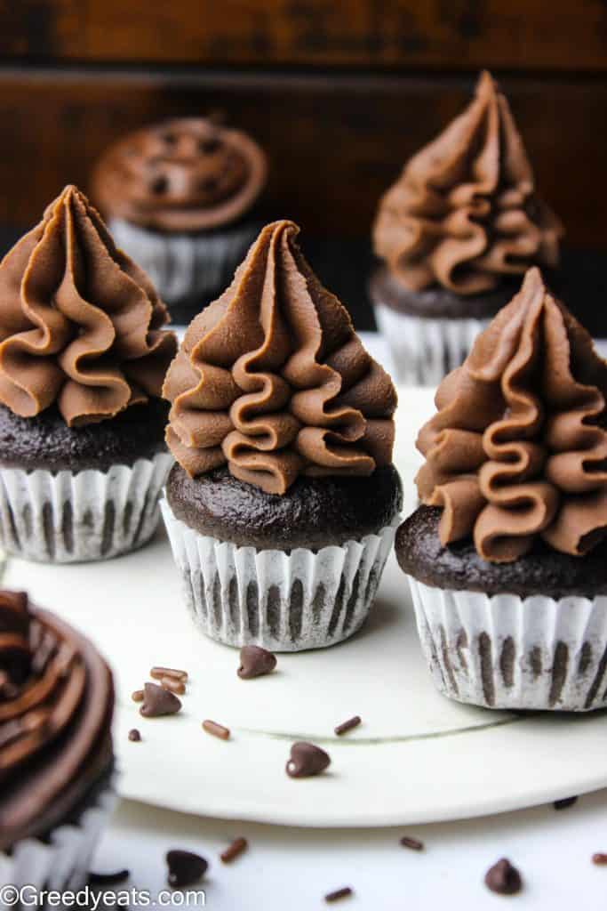 Mini Chocolate Cupcakes with Chocolate Buttercream - Greedy Eats