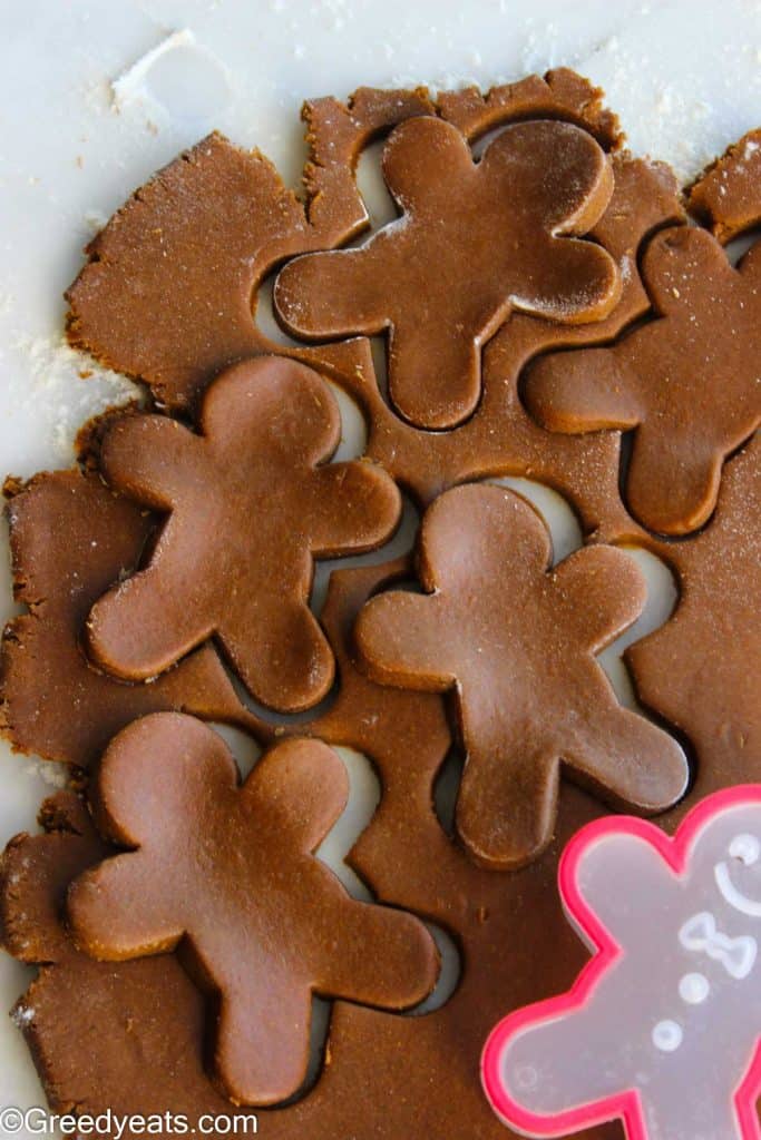 Gingerbread Cookies Recipe - Greedy Eats