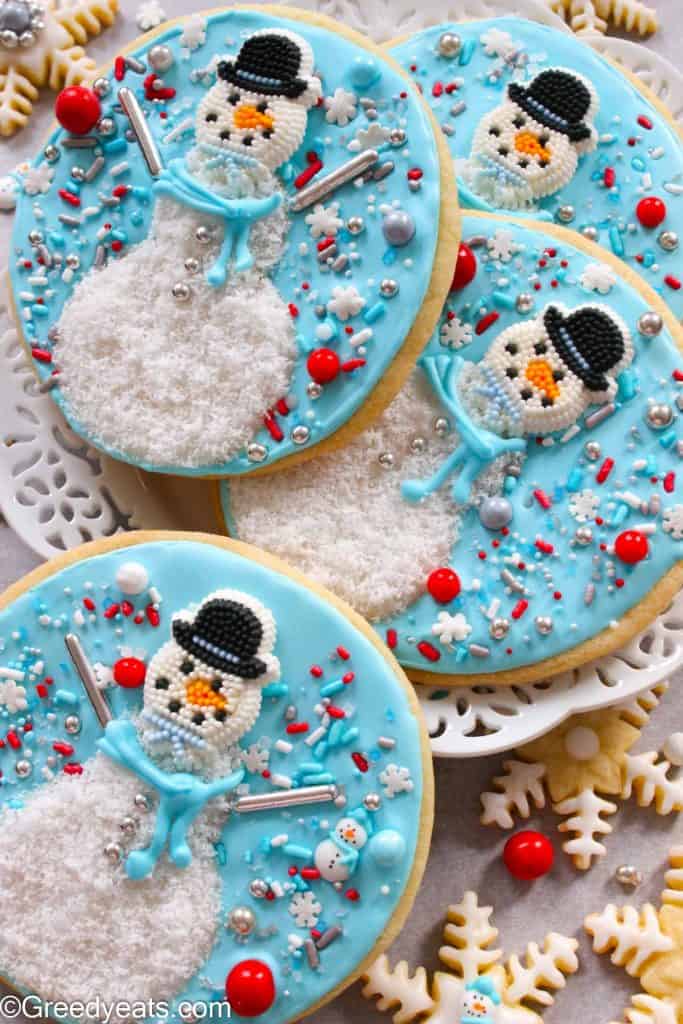 Snow Globe Cookies (Snow Globe Sugar Cookies) - Greedy Eats