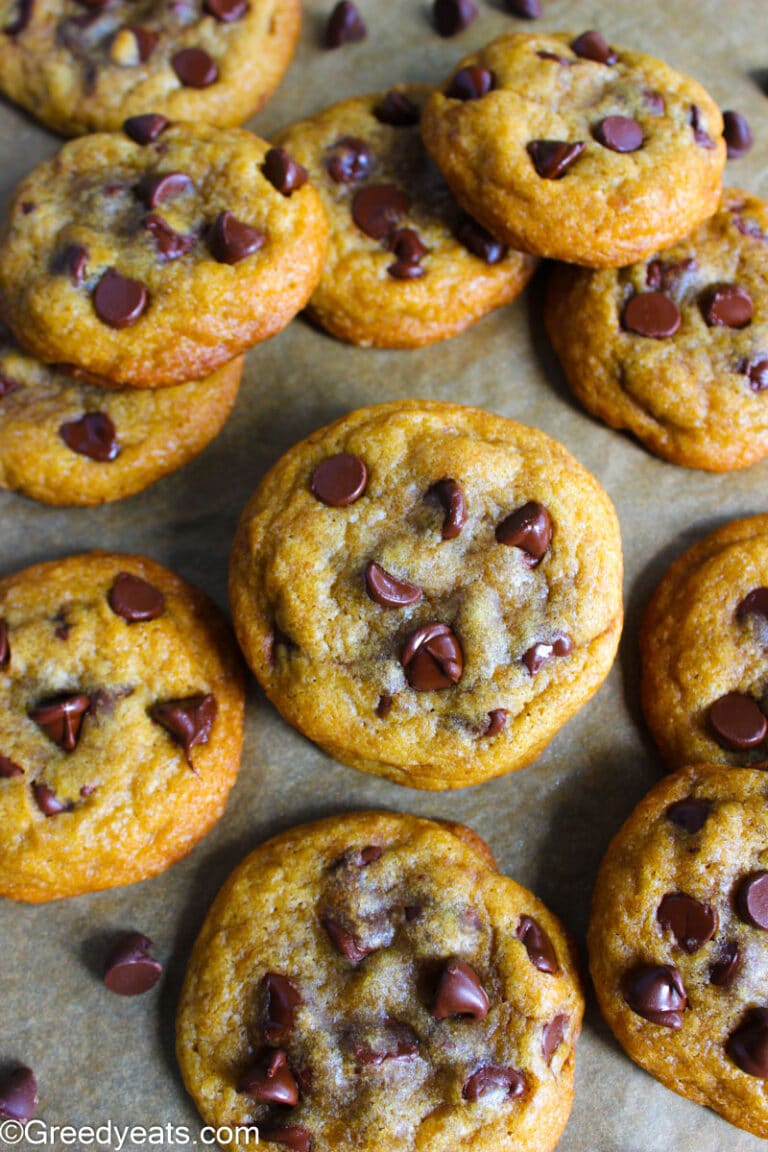 Easy Chocolate Chip Cookies Recipe - Greedy Eats