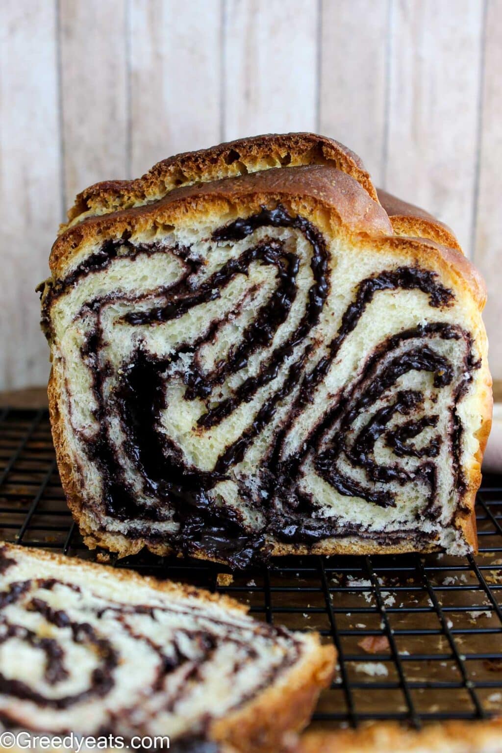 Chocolate Babka Recipe - Greedy Eats